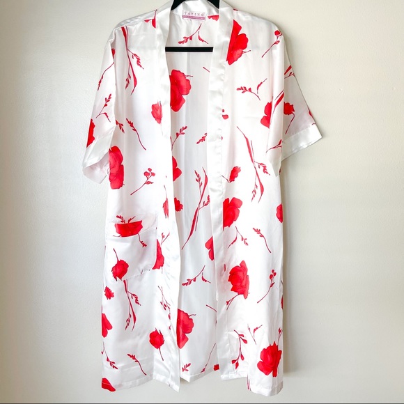 Intimates & Sleepwear | Chinese Inspired Red Floral Short Sleeve Robe ...